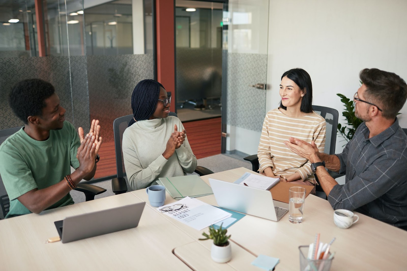 How To Maintain A Happy And Healthy Work Environment For Your Employees ...